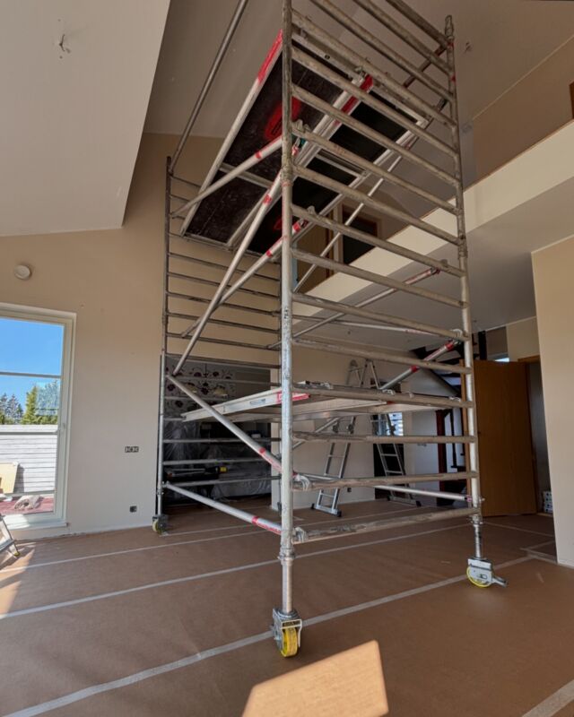 Galerii - Ehitustellingud